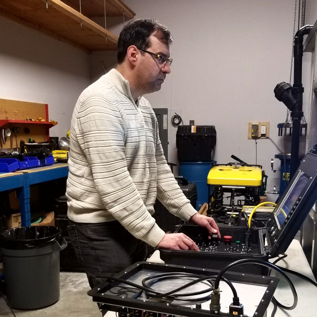 MEET OUR LEAD ENGINEER - SEAMOR Marine Ltd.